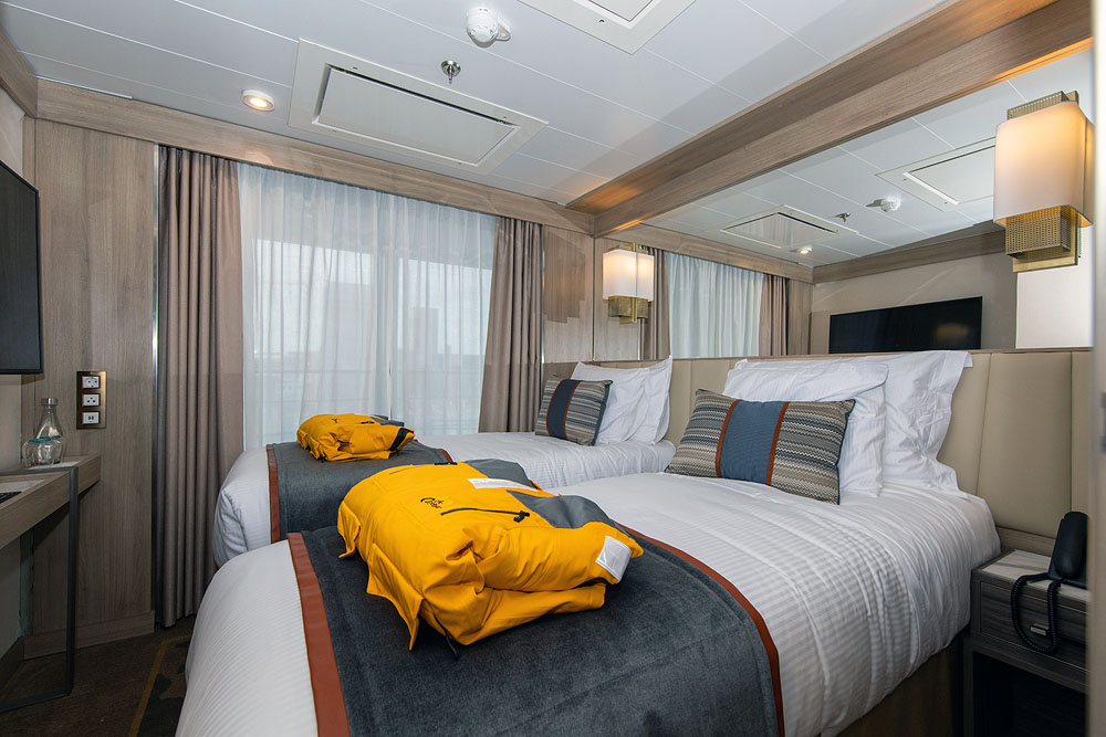 Triple Suite - Ships cabin in Arktis, Antarktis Canada - 2025-2026 with ...